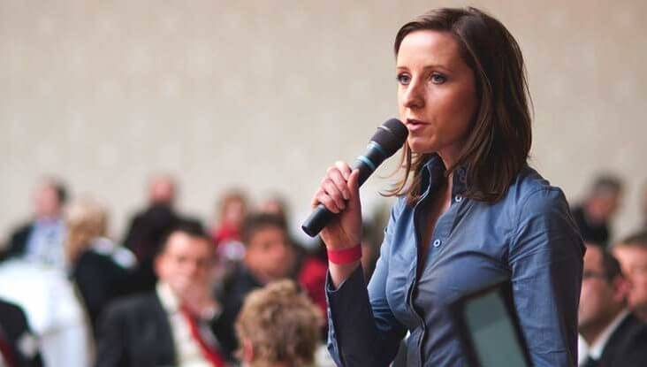 Glossophobia: Characteristics, Diagnosis and Treatment